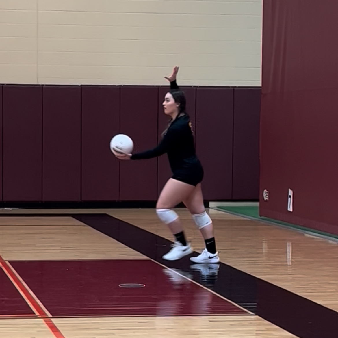 Book Jacqueline - Volleyball coach near
