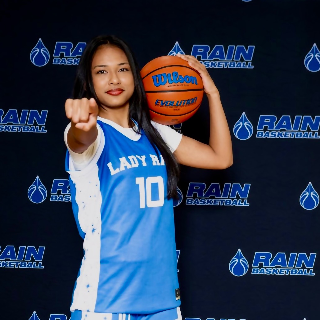 Book Savanna Davenport - Basketball coach near Garden Grove, California